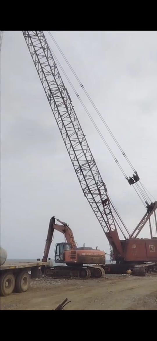 2000 Manitowoc Crawler Cranes | 208 ton Capacity – MYCRANE